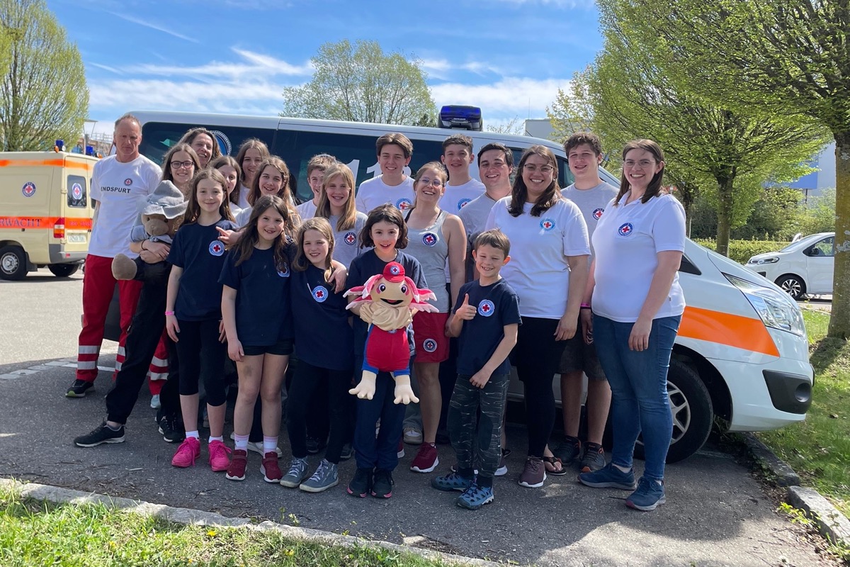 Mannschaften aus dem Ostallgäu erfolgreich beim Bezirkswettbewerb der Wasserwacht in Lindenberg ...